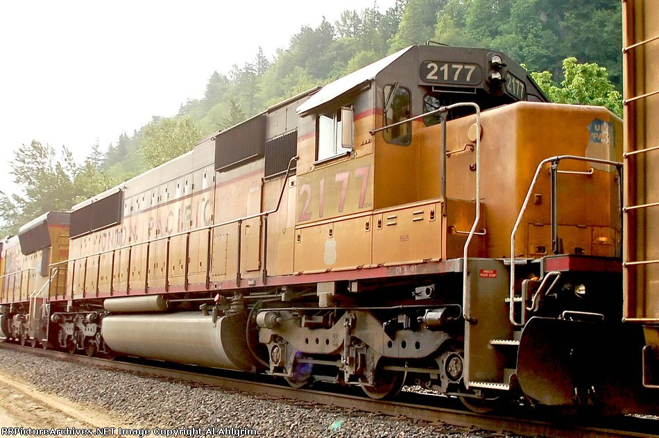 UP 2177